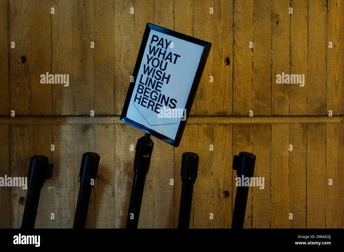 Pay what you wish sign hi-res stock photography and images - Alamy