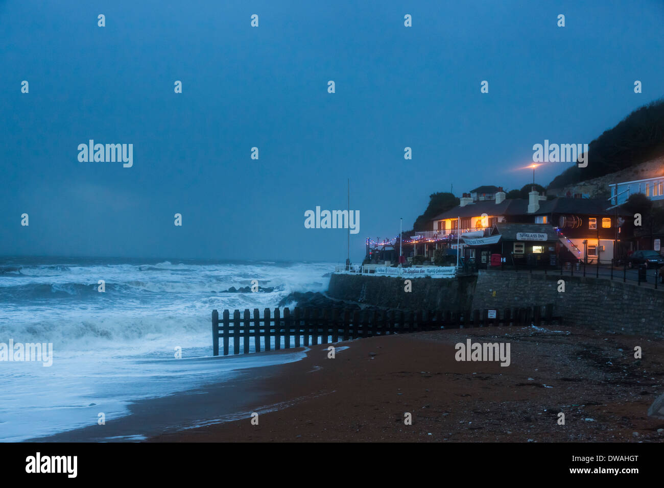 Spyglass Inn, Ventnor, Isle of Wight, UK: rough sea and breaking waves ...