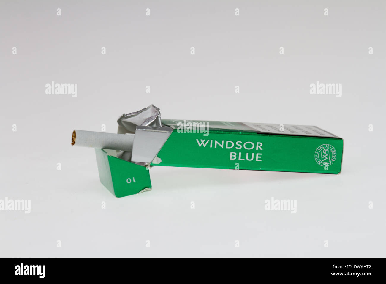 Windsor Blue Cigarettes Stock Photo - Alamy