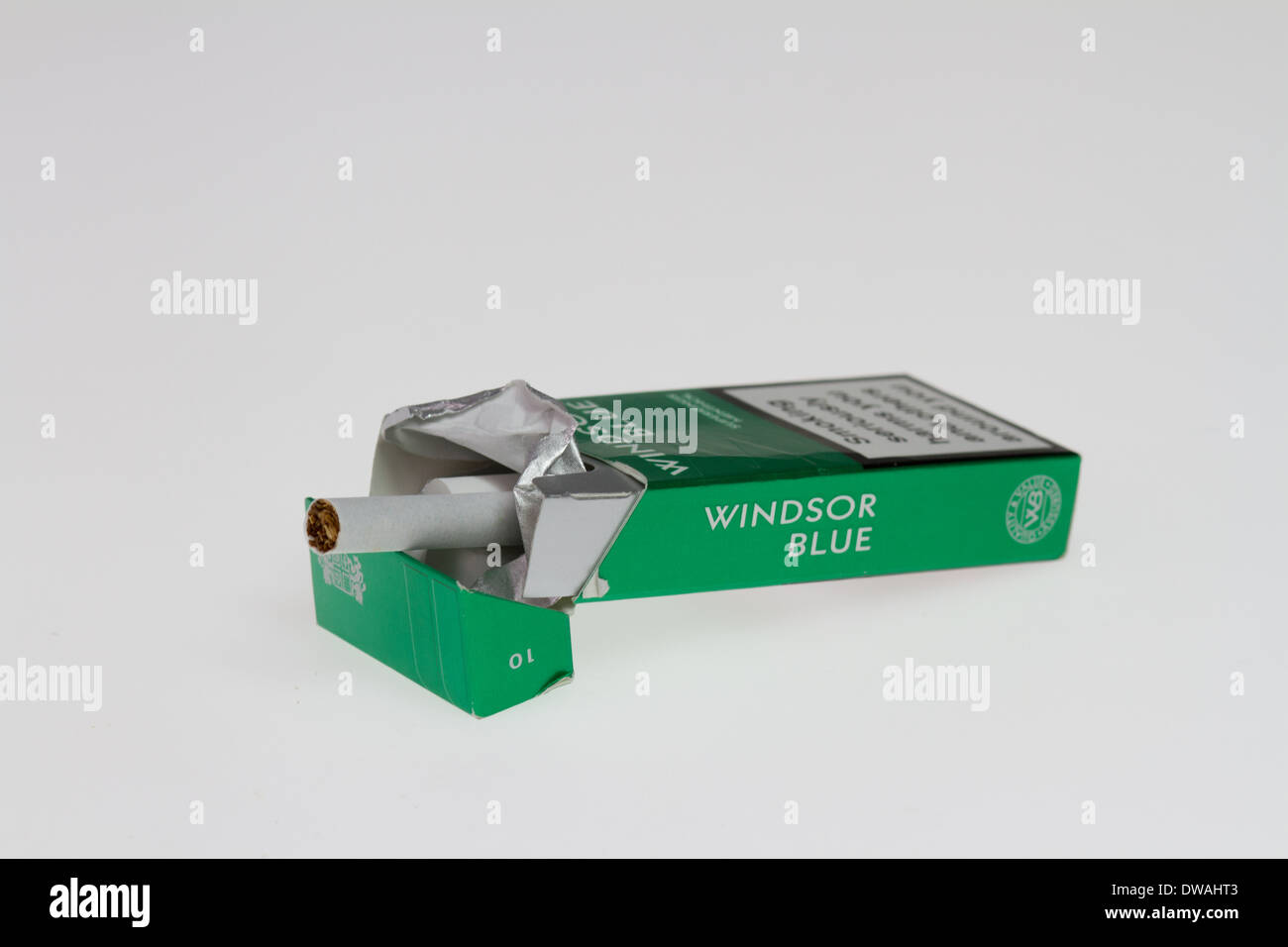 Windsor Blue Cigarettes Stock Photo - Alamy