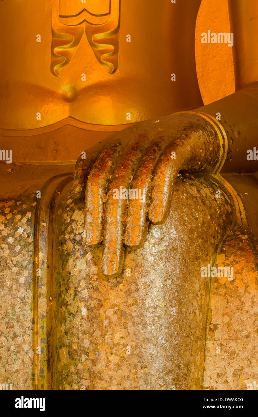 Buddha statue hand hi-res stock photography and images - Alamy