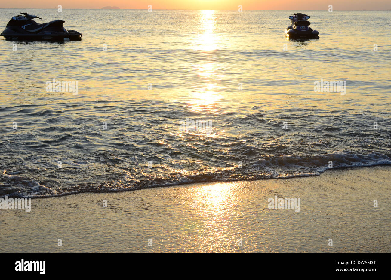 Beauty of sunset hi-res stock photography and images - Alamy