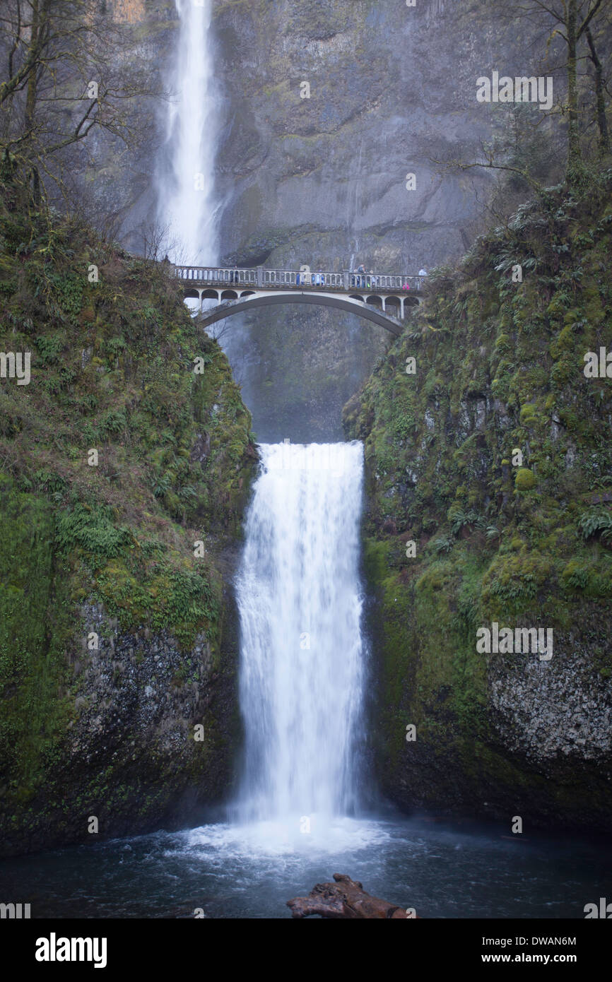 High waterfalls hi-res stock photography and images - Alamy