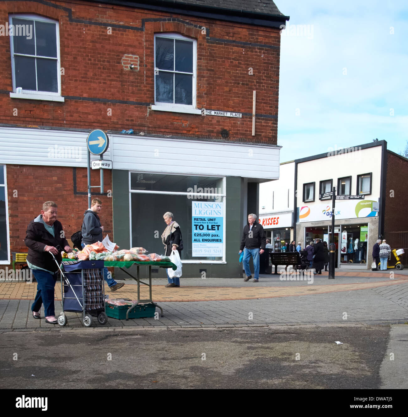 Corner shop unit to let Arnold Nottingham England uk Stock Photo - Alamy