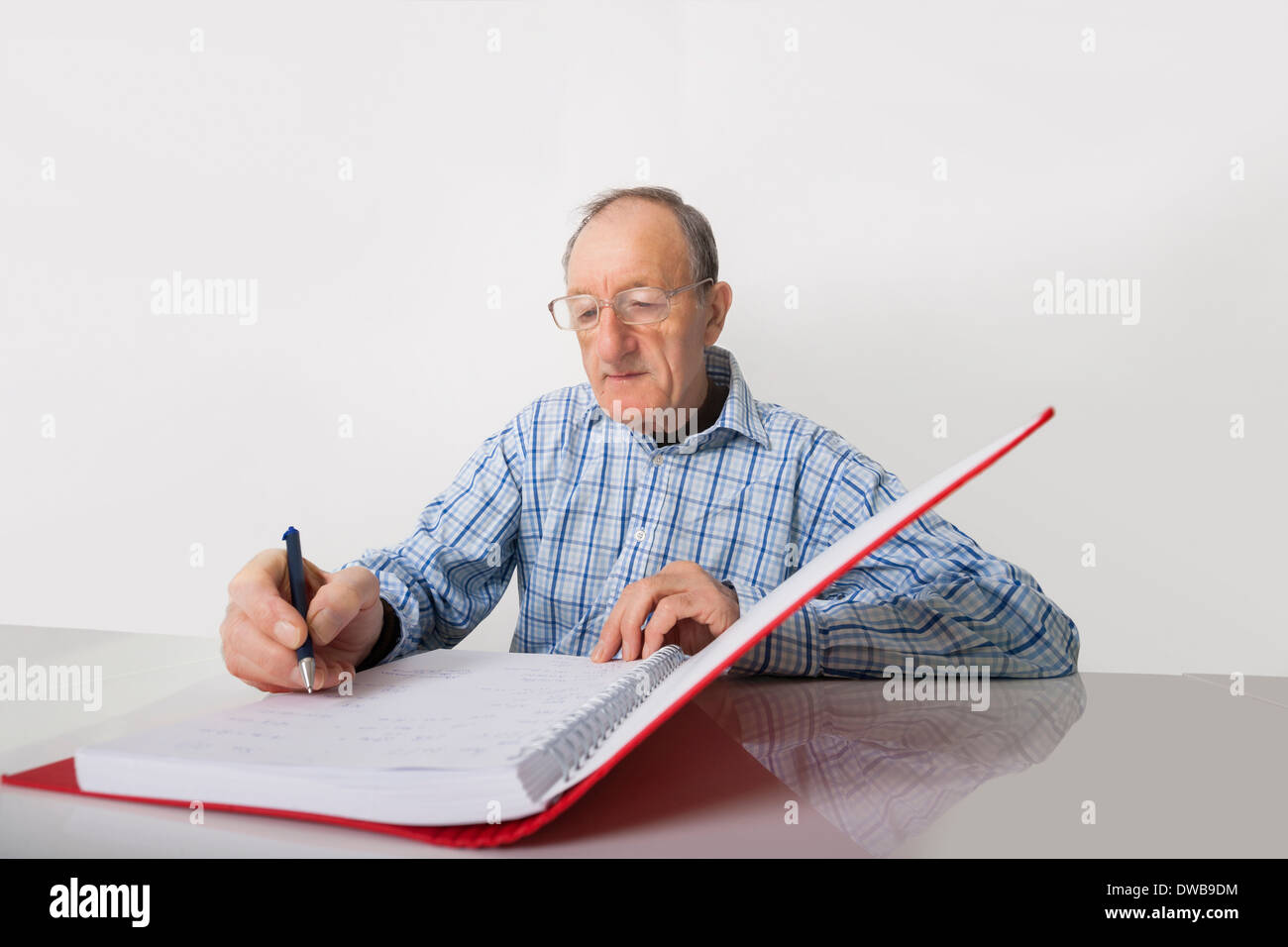 File in writing hi-res stock photography and images - Alamy