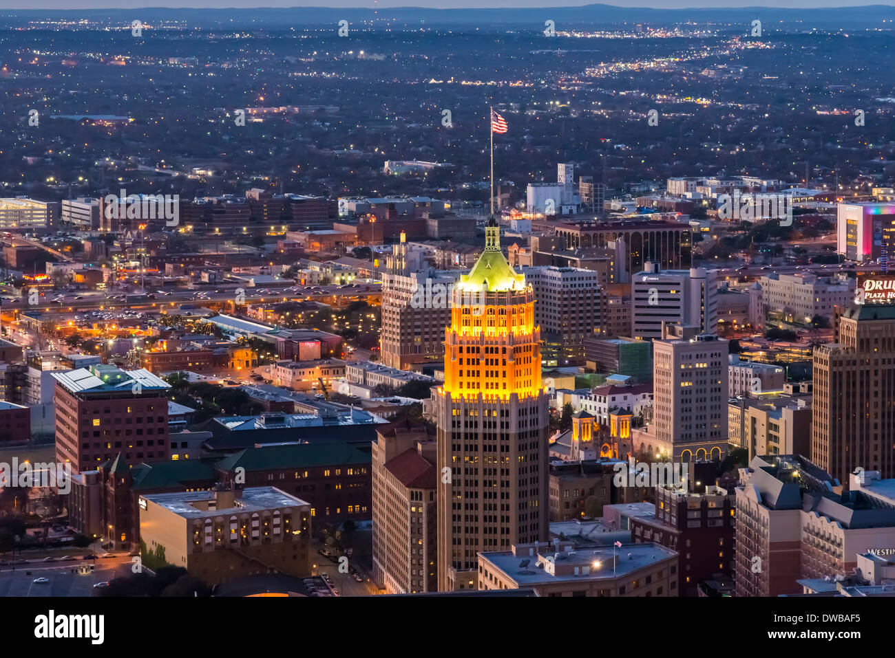 Tower life building san antonio hi-res stock photography and images - Alamy