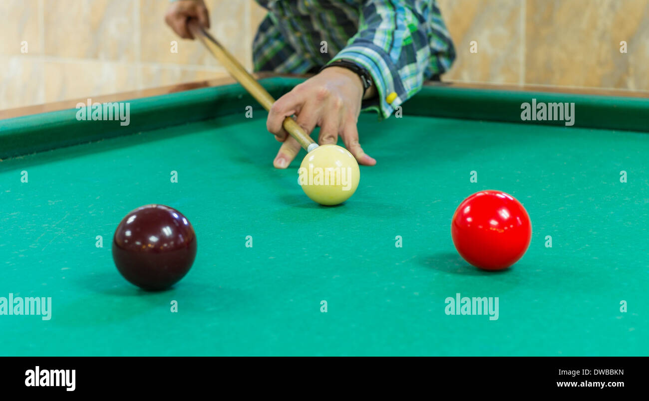 Snooker stick hi-res stock photography and images - Alamy