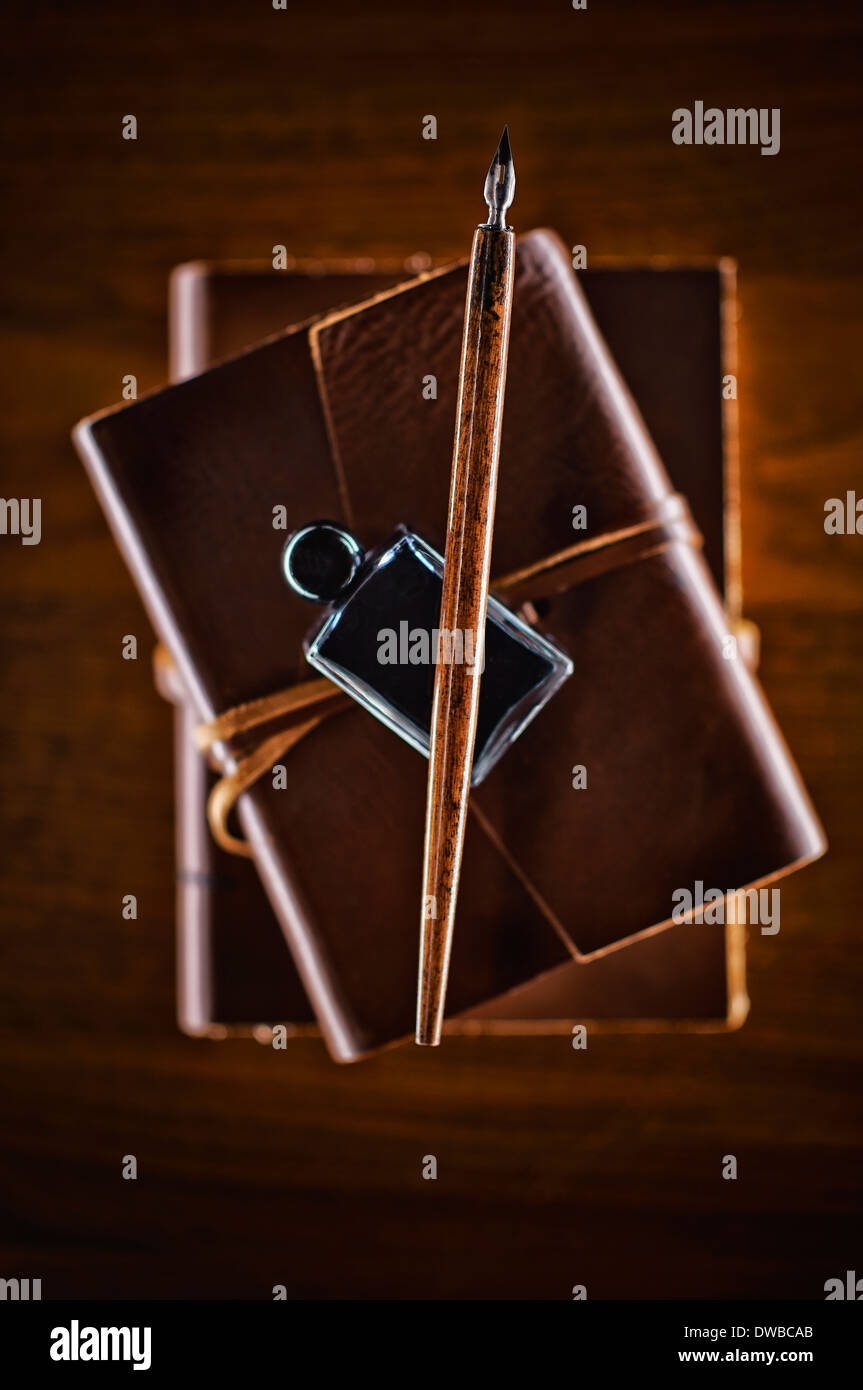 Fountain pen ink hi-res stock photography and images - Alamy