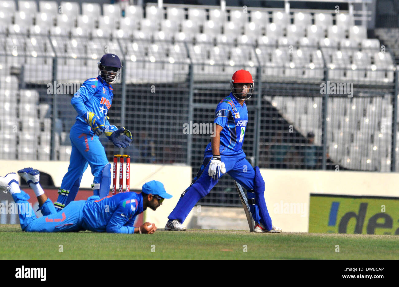 Dhaka, Bangladesh. 5th Mar, 2014. Players of Afghanistan compete during ...