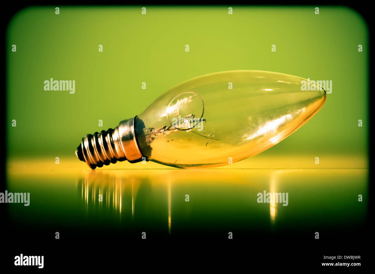 Light bulb turned off hi-res stock photography and images - Alamy