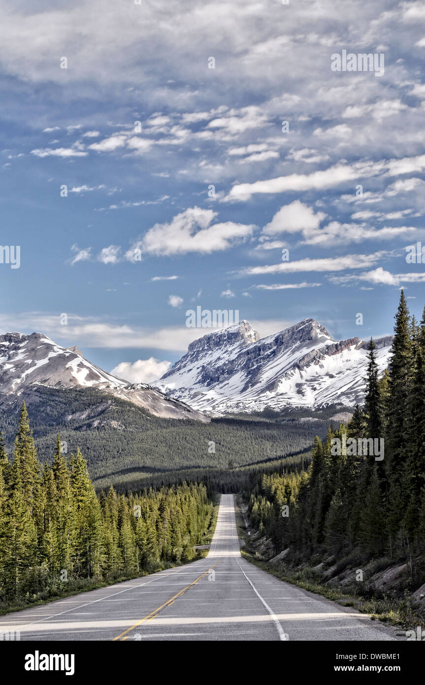Icefields parkway highway 93 jasper hi-res stock photography and images ...