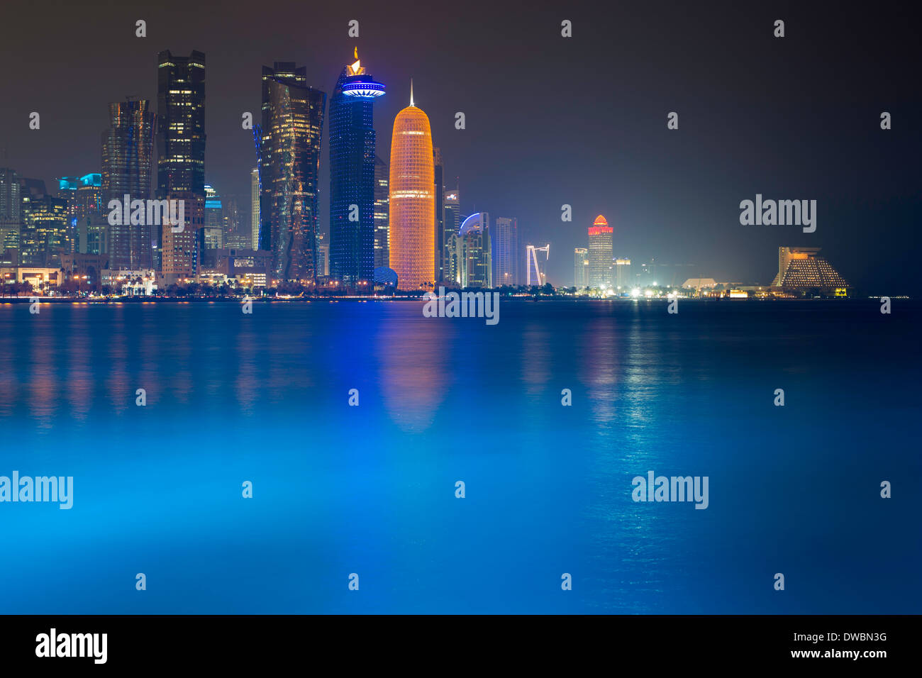 Kuwait skyline hi-res stock photography and images - Alamy