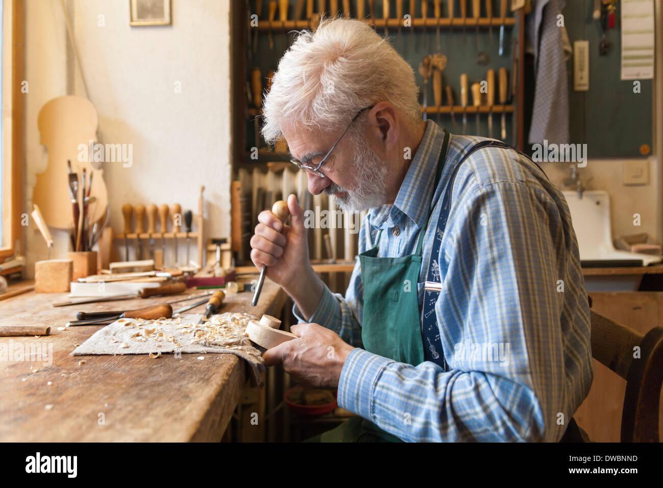 Violin maker at work Stock Photo - Alamy