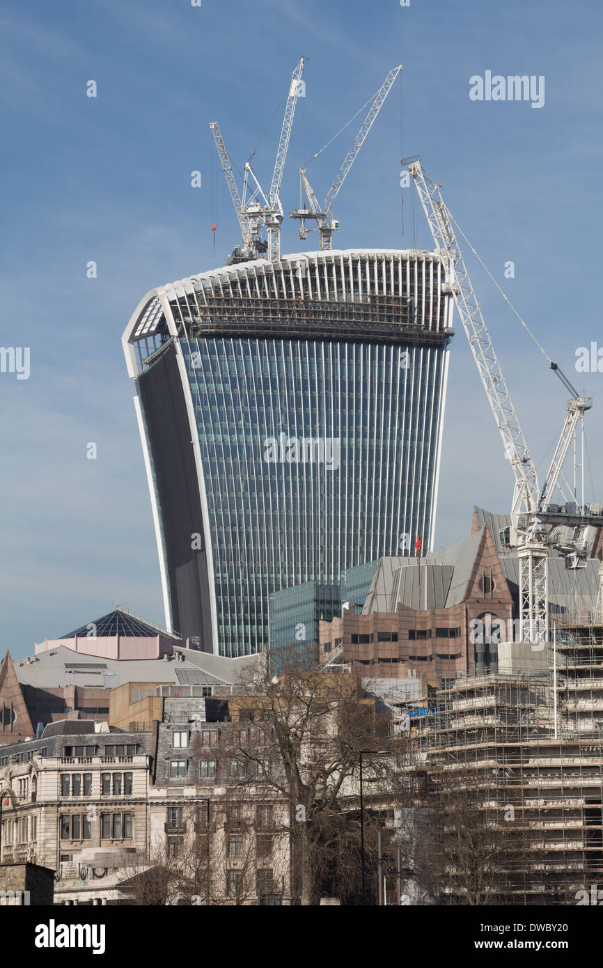 The Walkie Talkie skyscraper at 20 Fenchurch Street London skyline ...