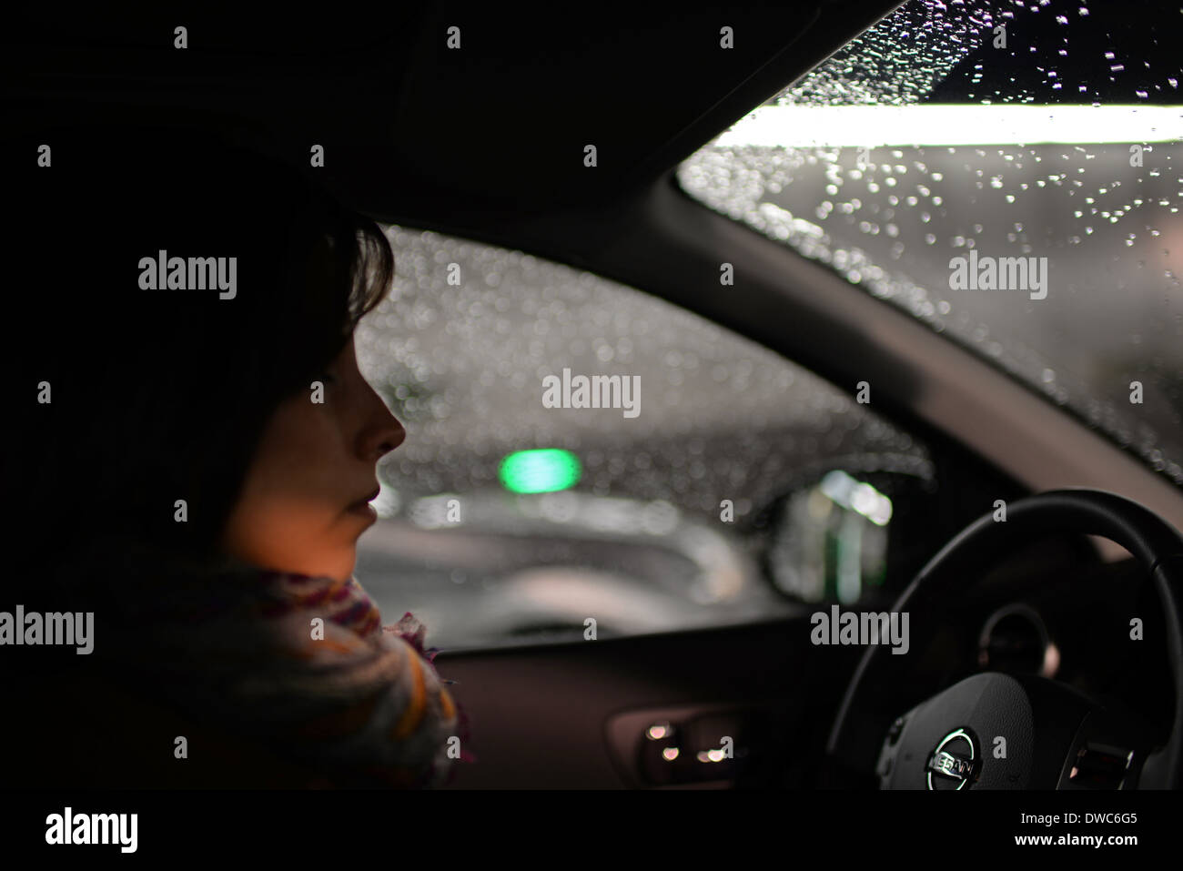 Car driving into water hi-res stock photography and images - Alamy