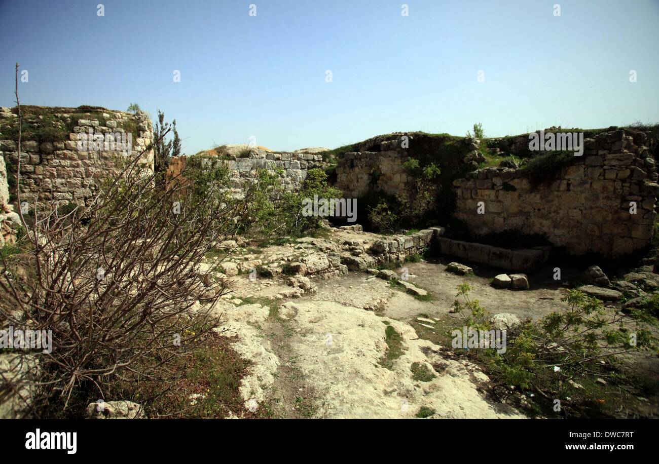 Suba, Jerusalem, Palestinian Territory. 5th Mar, 2014. The remains of ...