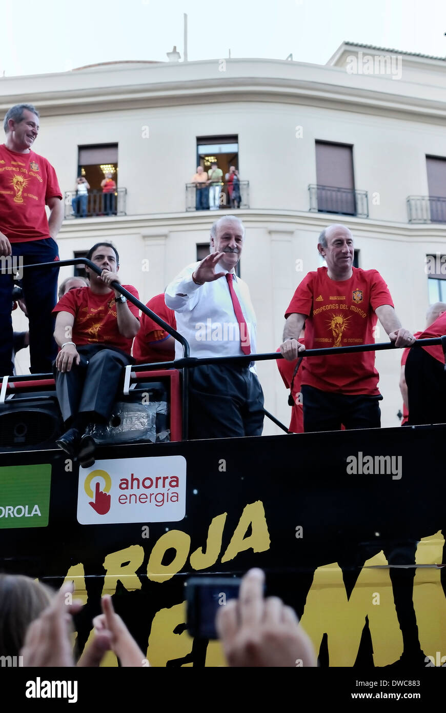 Sergio ramos spanish champion trophy hi-res stock photography and ...