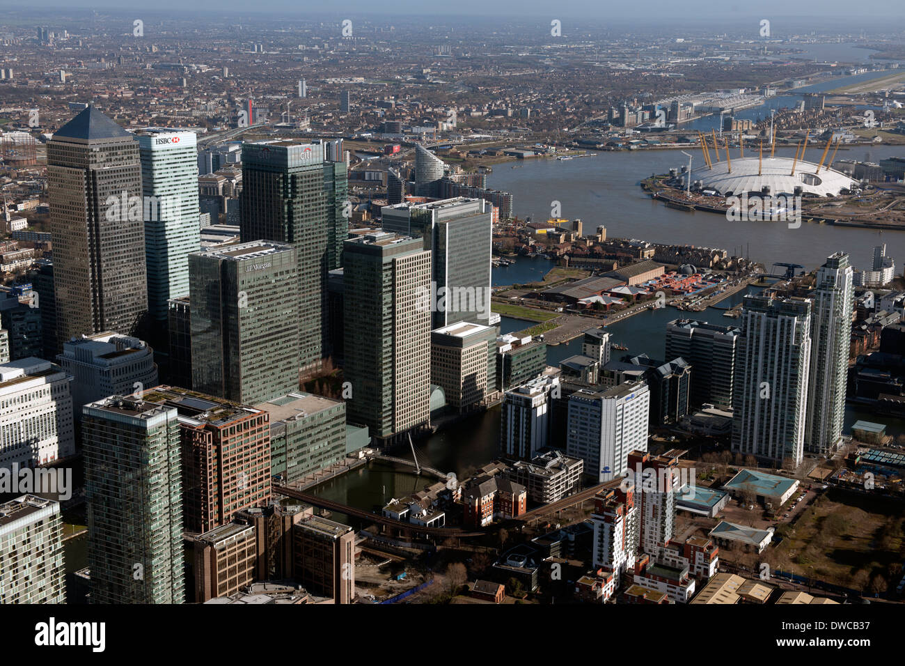 Financial district london aerial hi-res stock photography and images ...