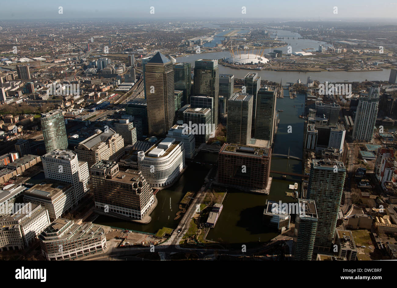 Financial district london aerial hi-res stock photography and images ...