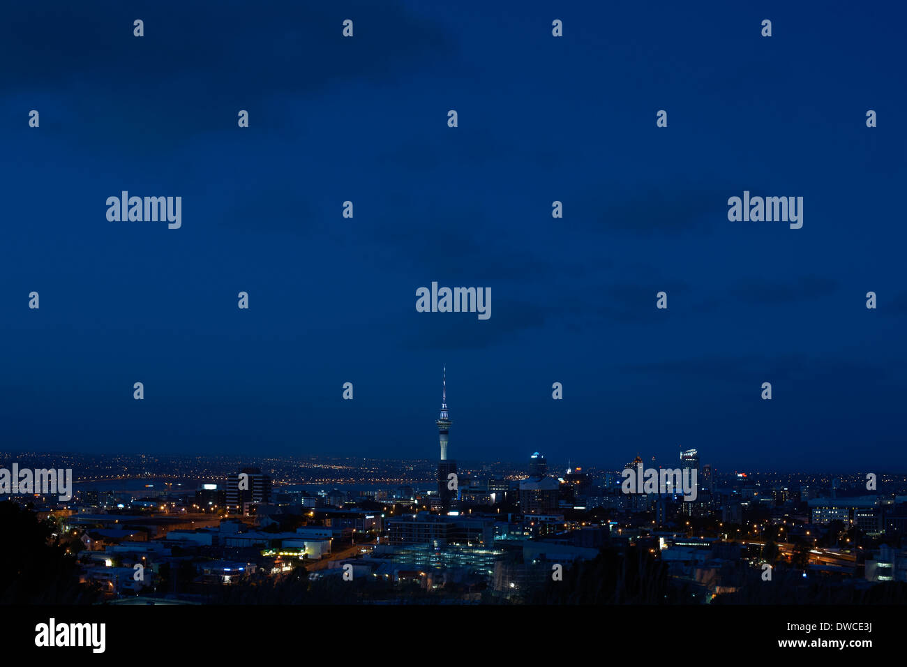 Auckland by night, New Zealand Stock Photo - Alamy