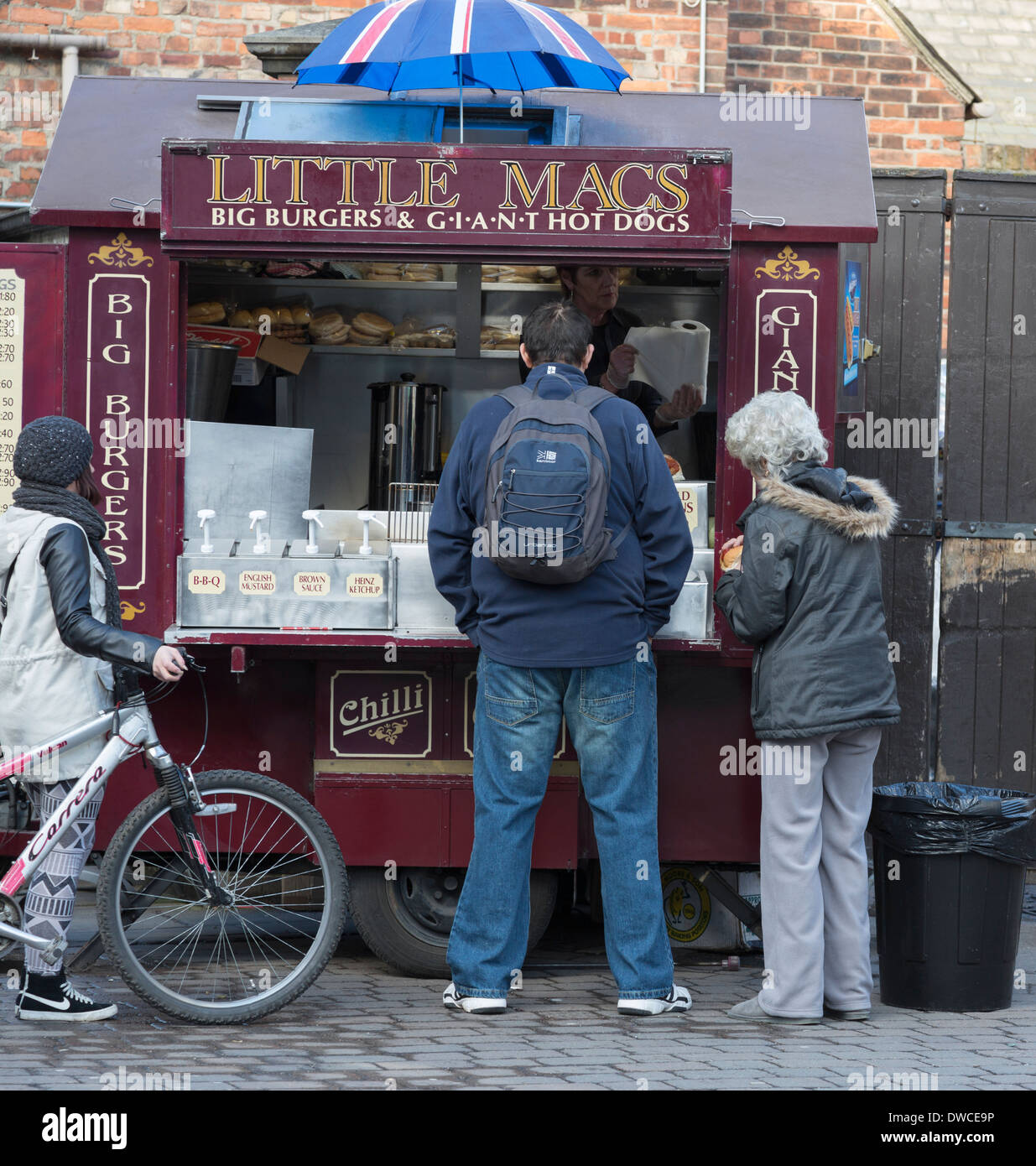 Mobile burger bar in York market Stock Photo - Alamy