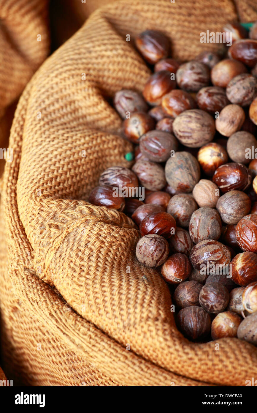 Big bag with nutmeg in indian market Stock Photo - Alamy