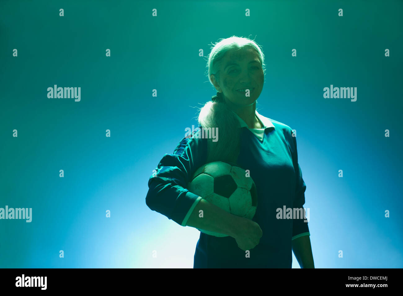 Mature woman soccer team hi-res stock photography and images - Alamy