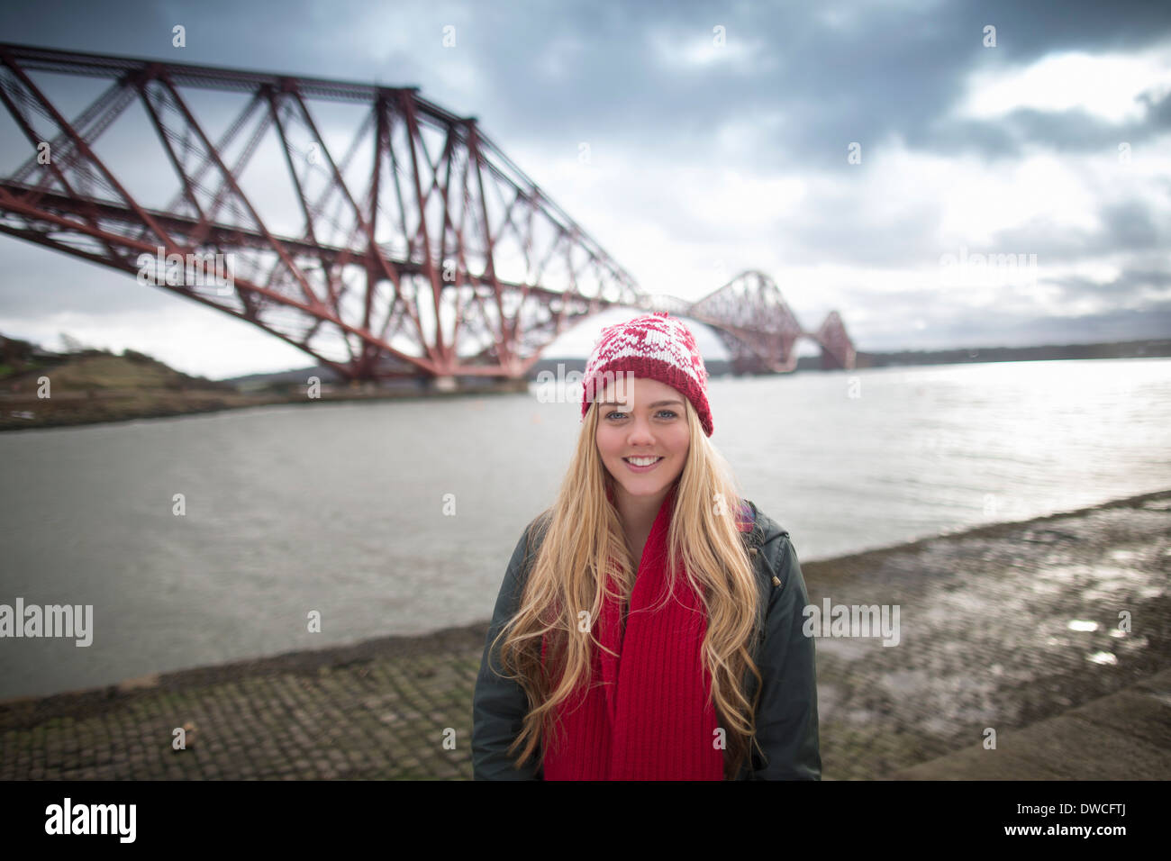 Womans bridge hi-res stock photography and images - Alamy