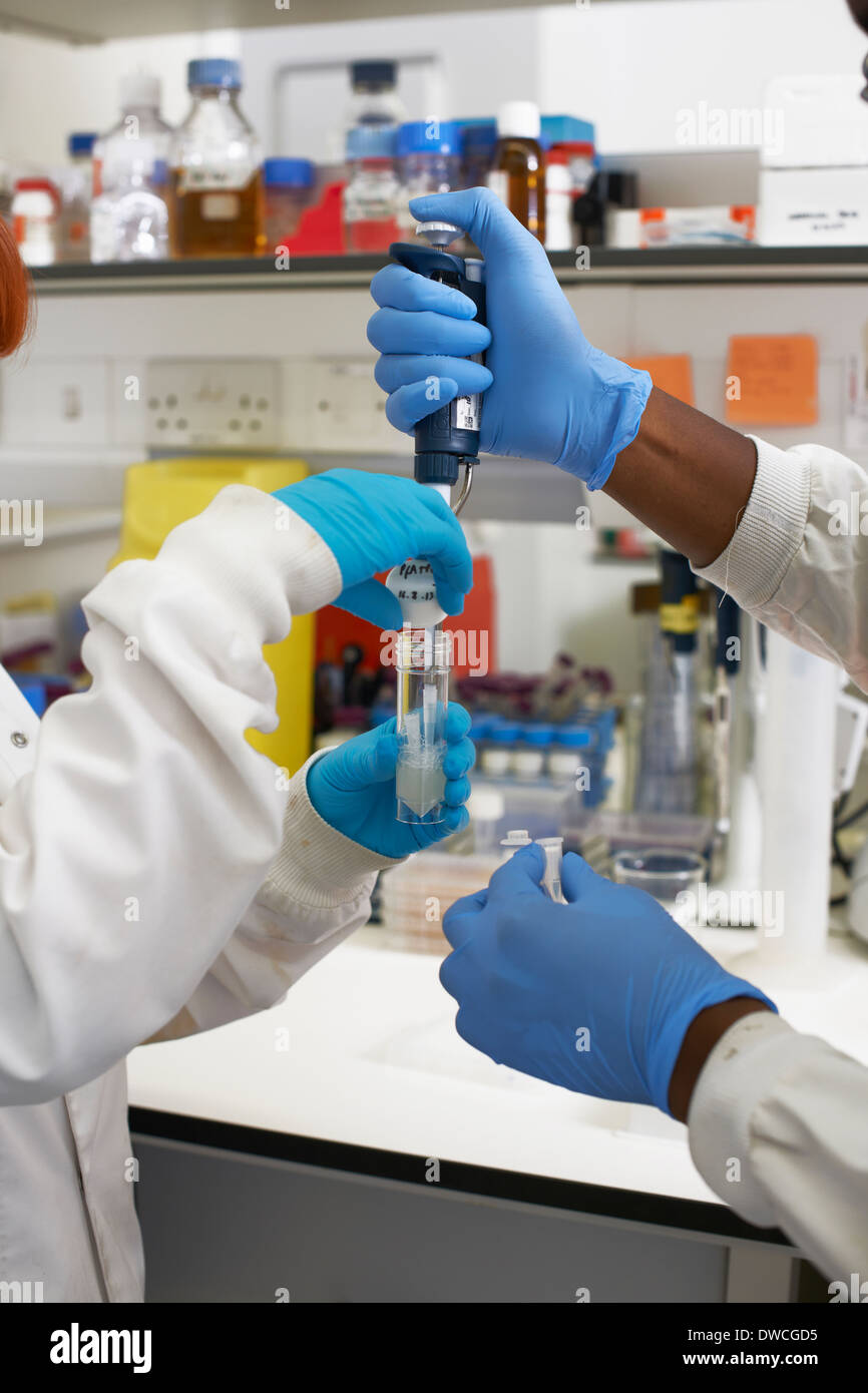 African Man Lab High Resolution Stock Photography and Images - Alamy
