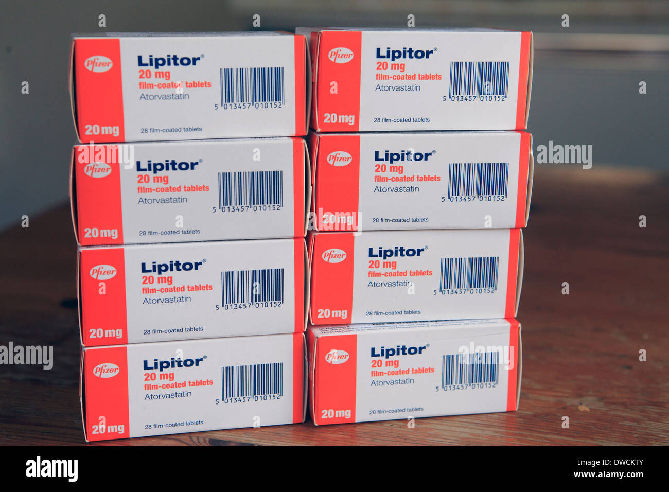 Box of atorvastatin tablets hi-res stock photography and images - Alamy