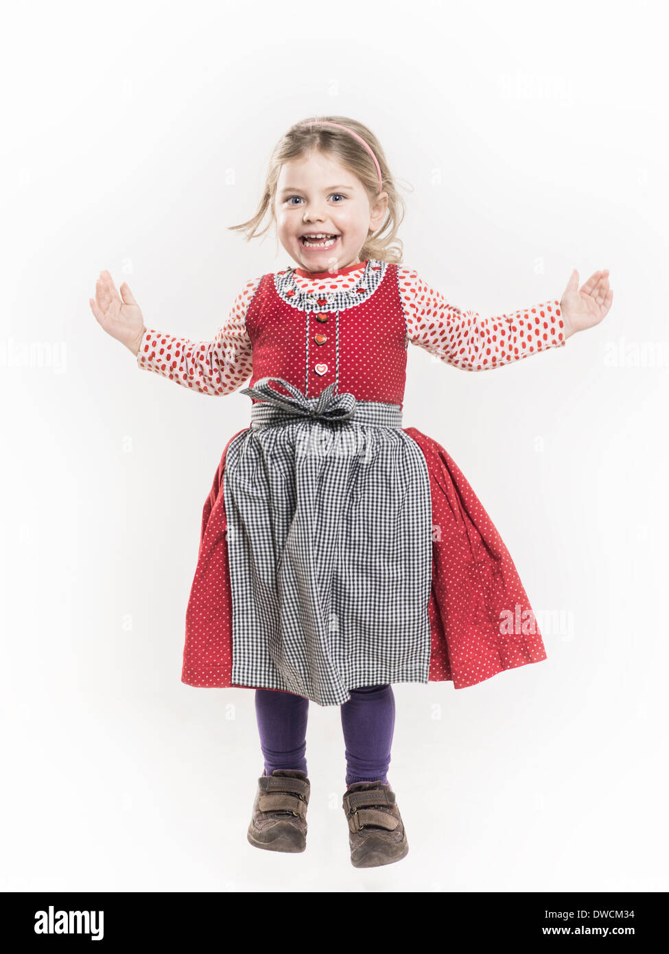 Arms open child hi-res stock photography and images - Alamy