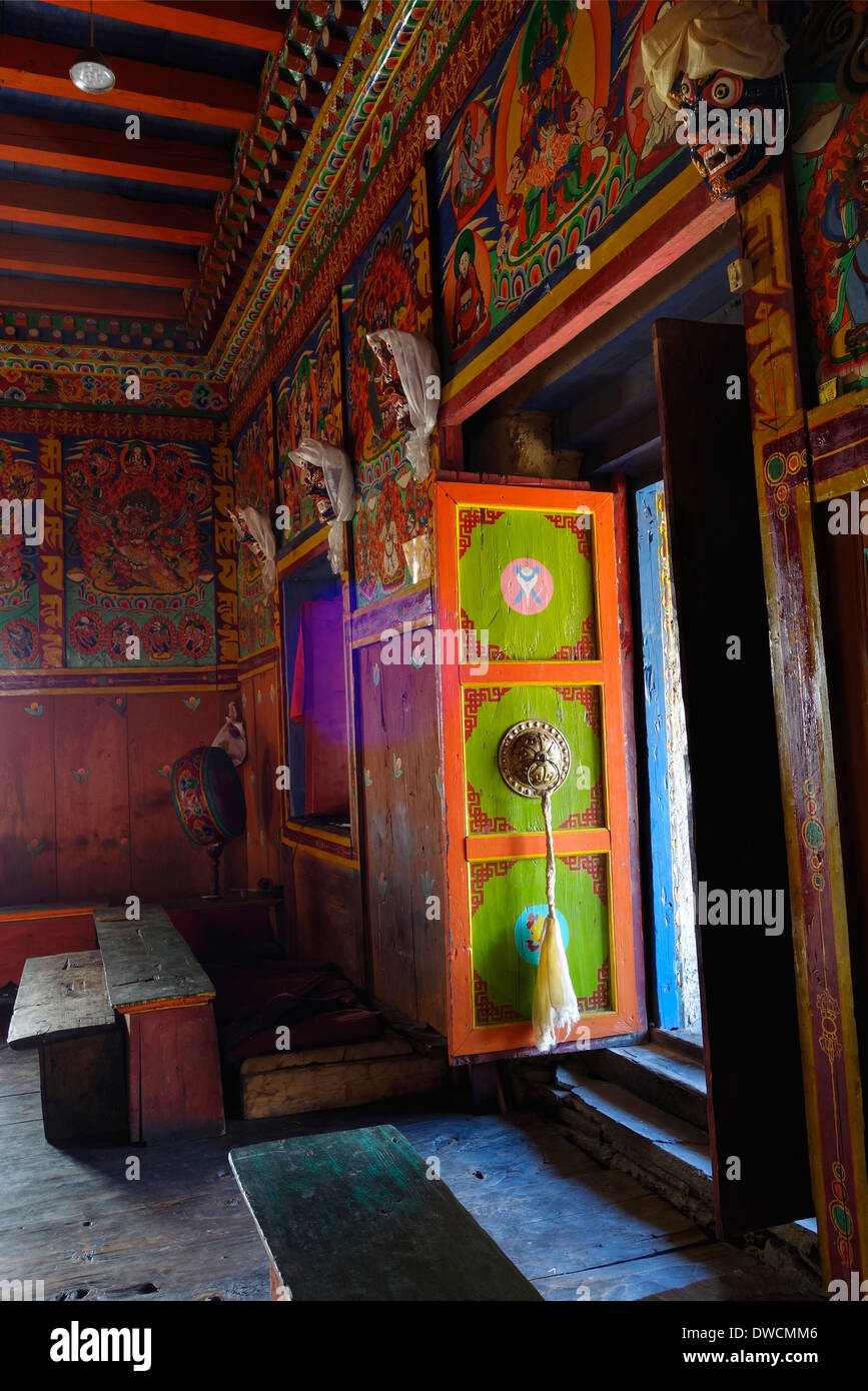Monastary buddhist temple hi-res stock photography and images - Alamy