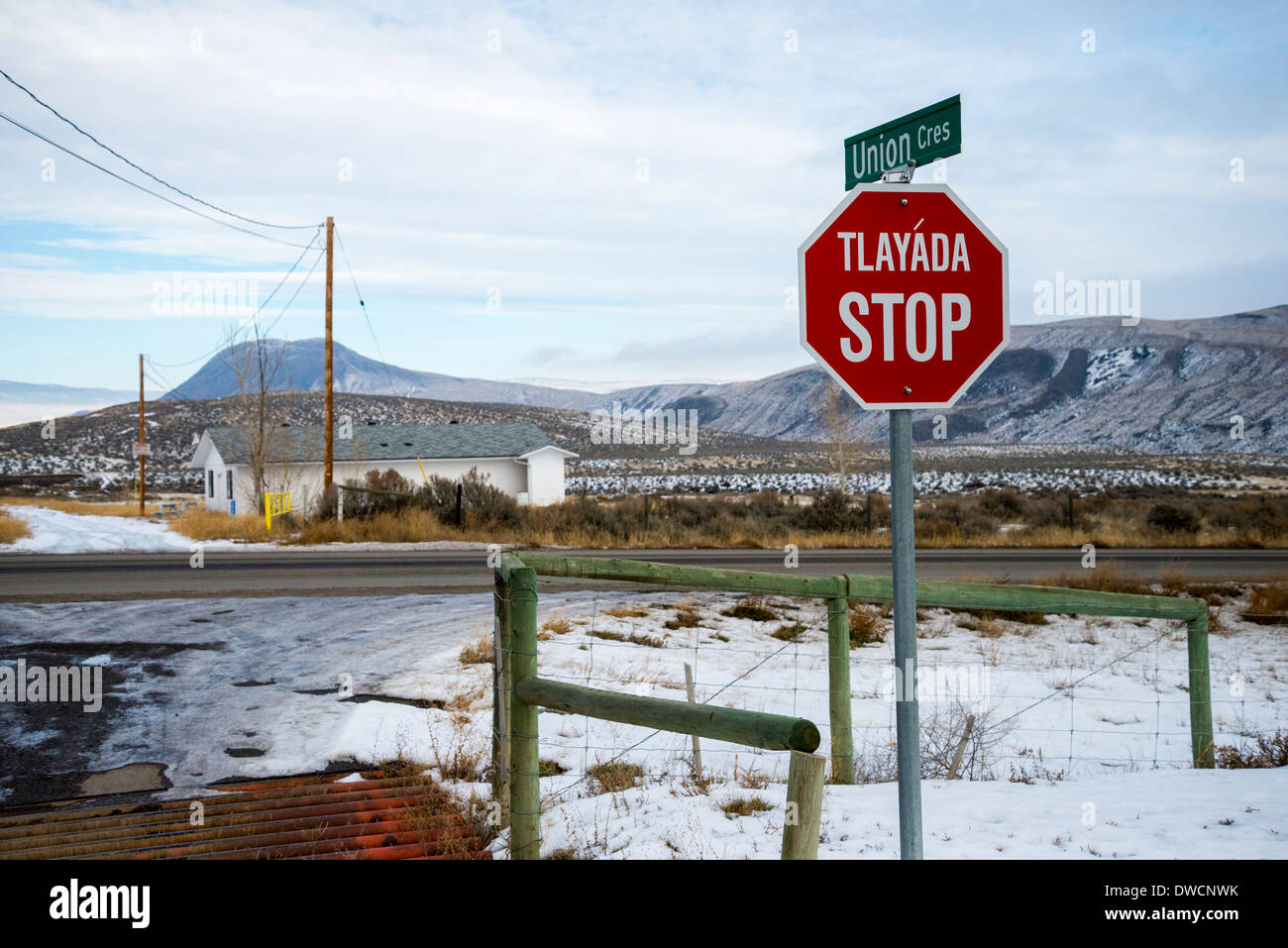 Stop sign canada hi-res stock photography and images - Alamy