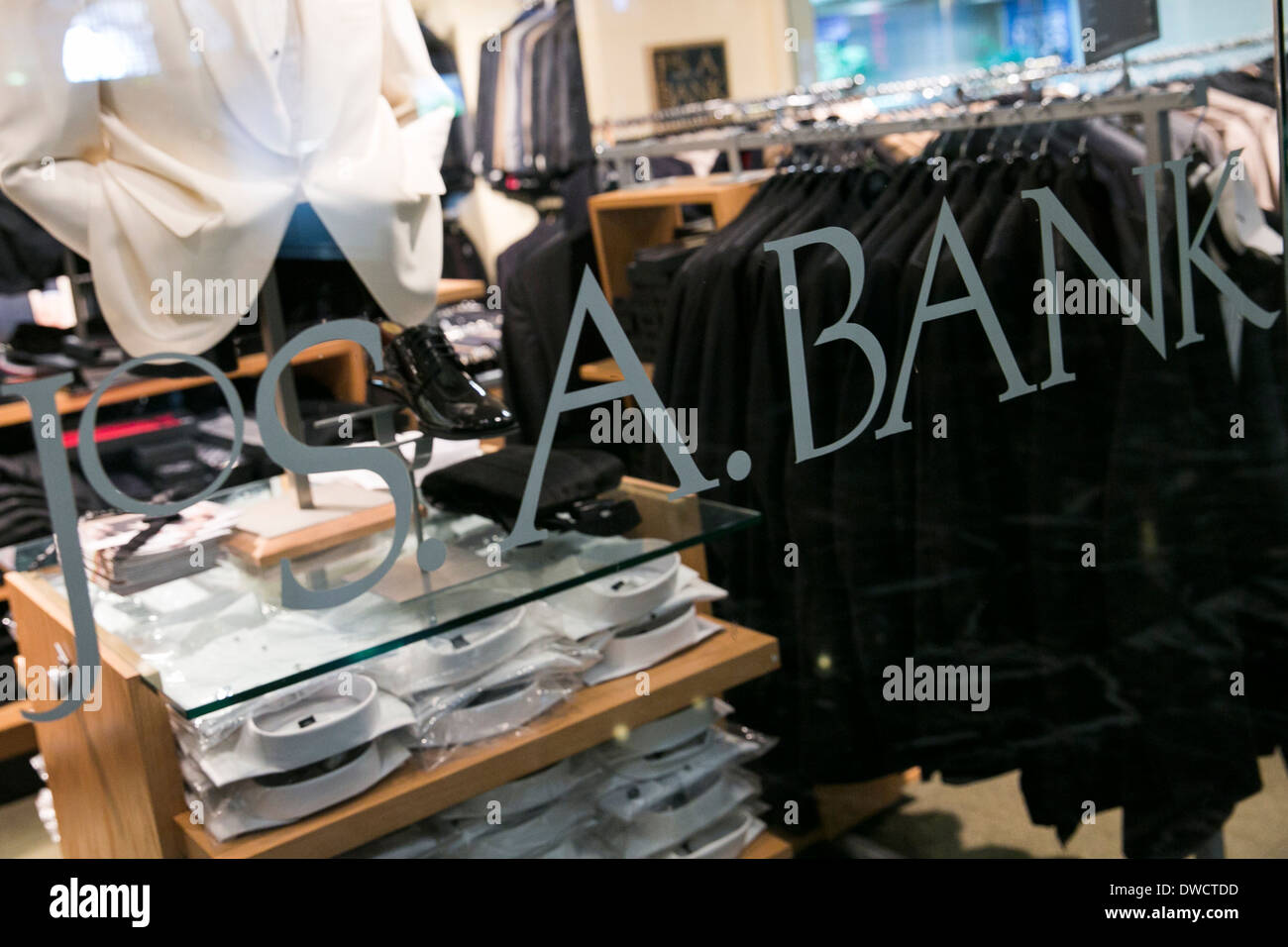 Window displays at a JoS. A. Bank clothing retail store in Washington ...