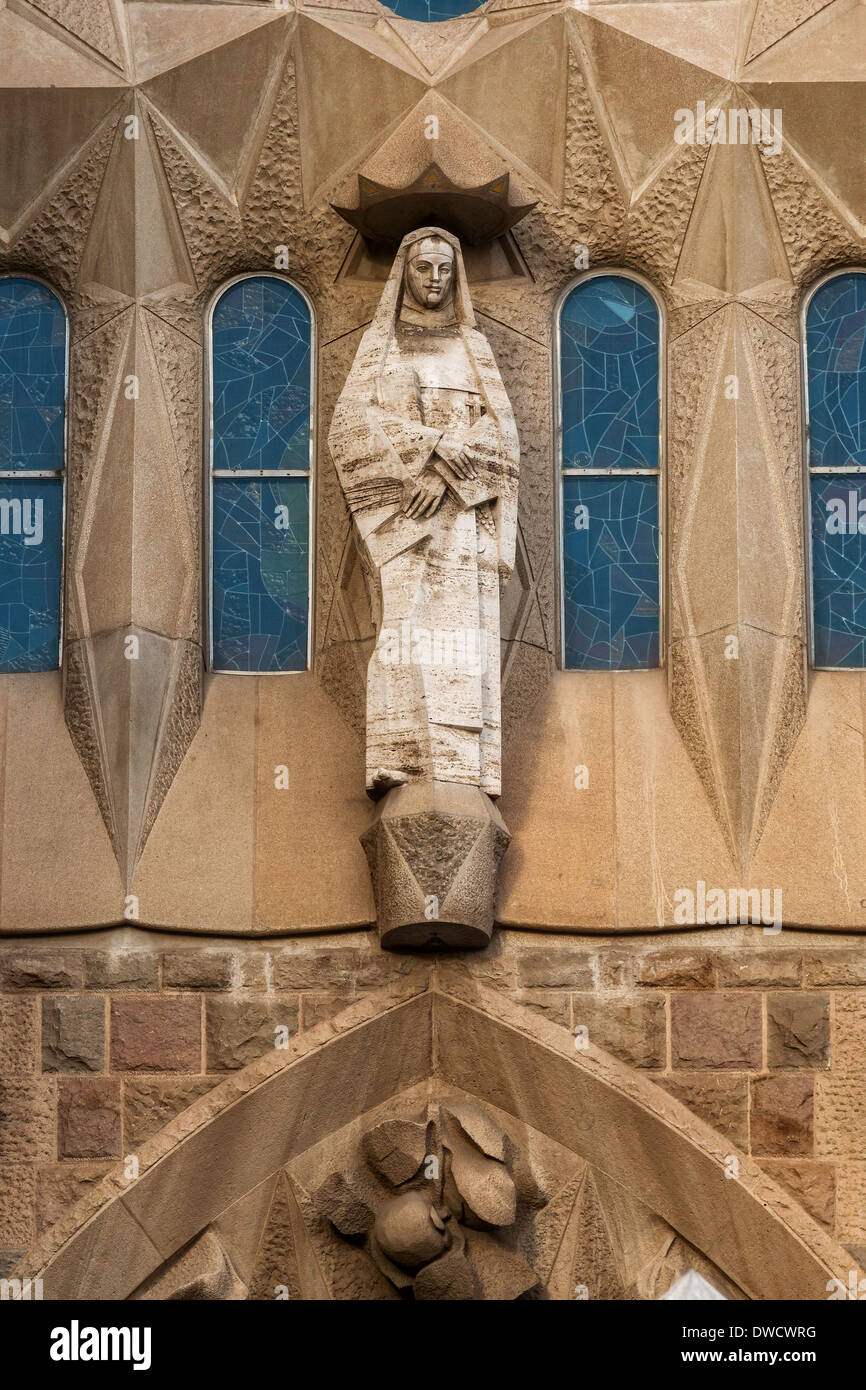 Facade; the construction of this cathedral designed by Gaudi Stock ...