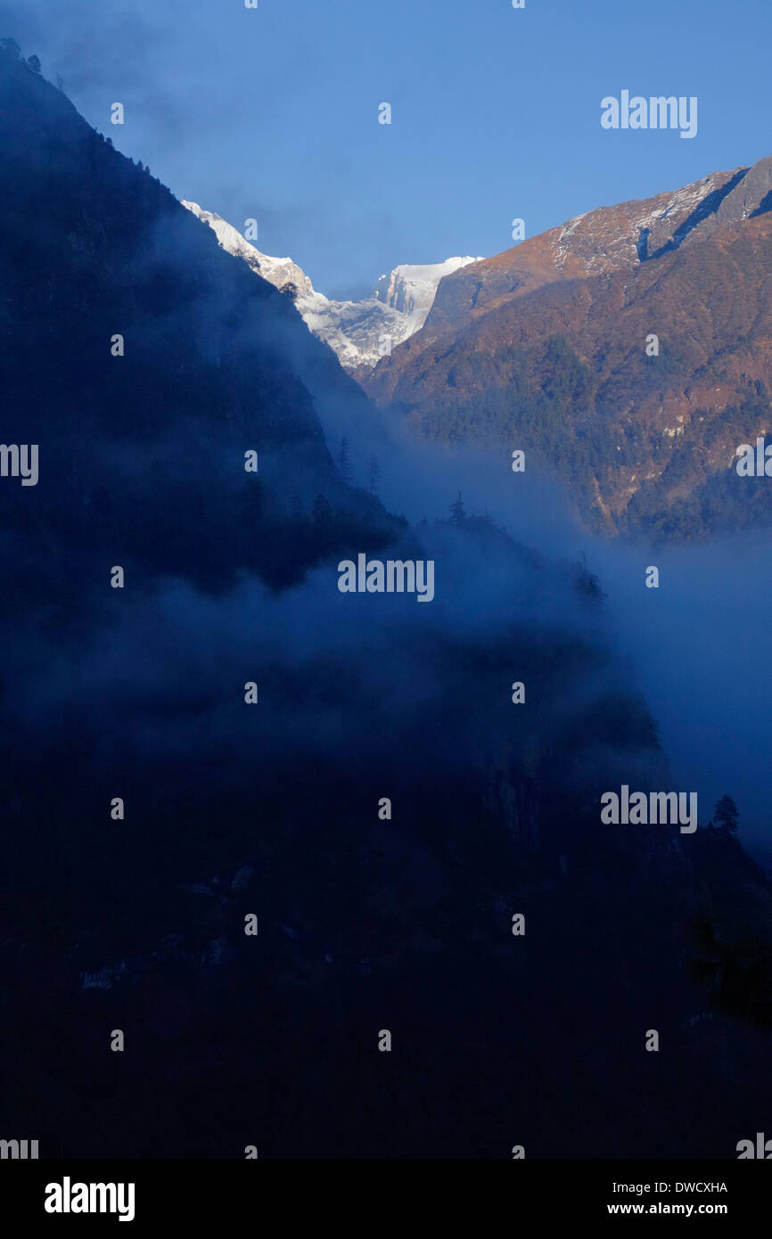 Manaslu Himal in the Gorkha region of Nepal Stock Photo - Alamy