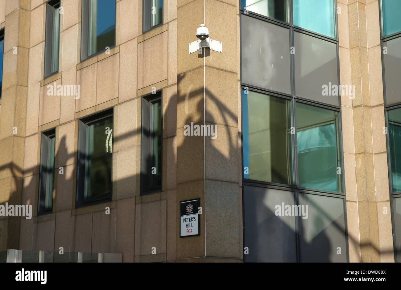 Millennium bridge shadows London Stock Photo - Alamy