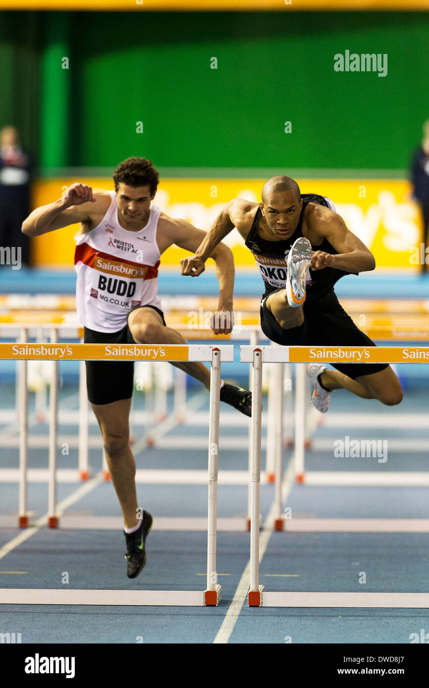 60 meter sprinters hi-res stock photography and images - Alamy