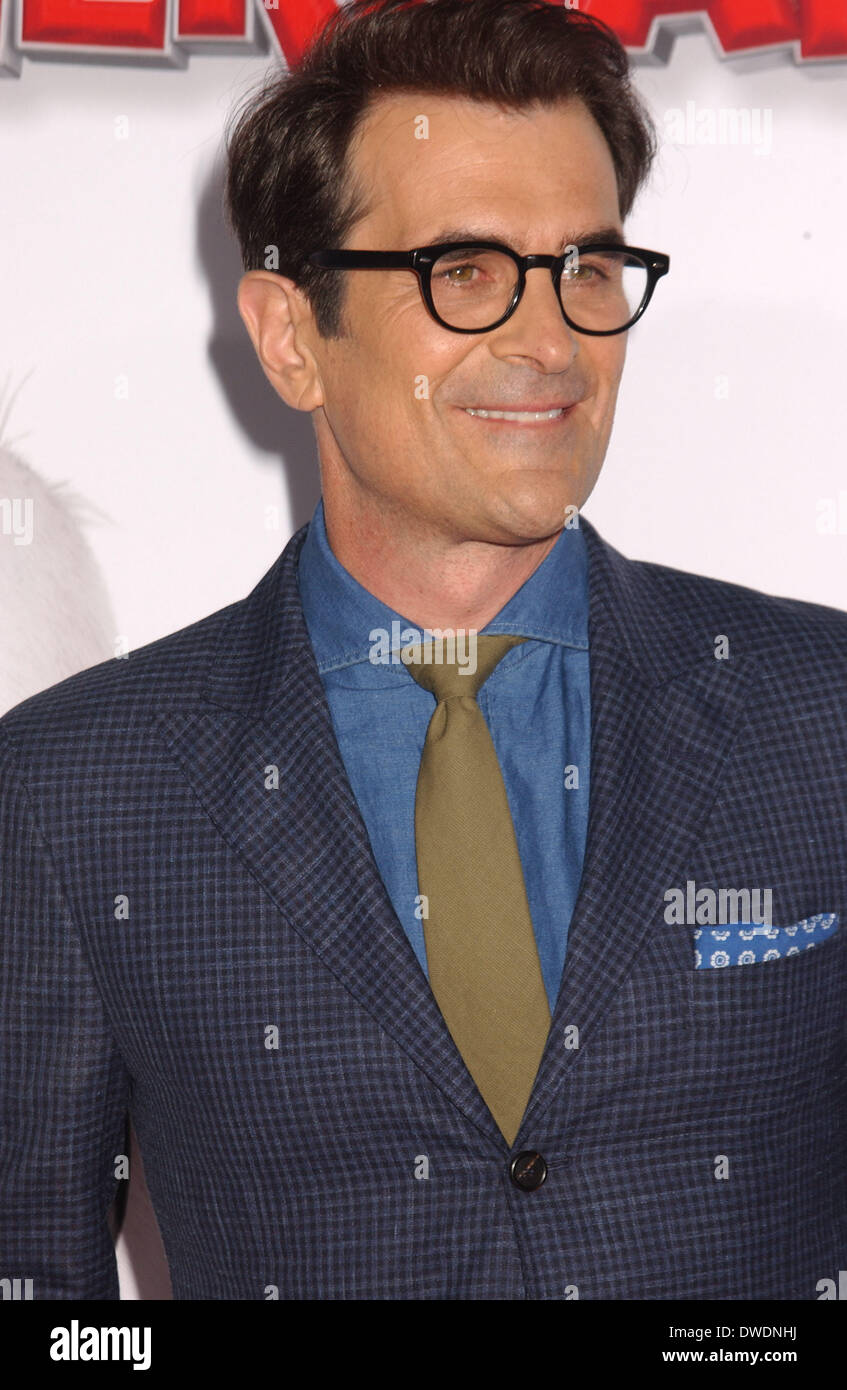 Hollywood, California, USA. 5th Mar, 2014. Ty Burrell attends the ...