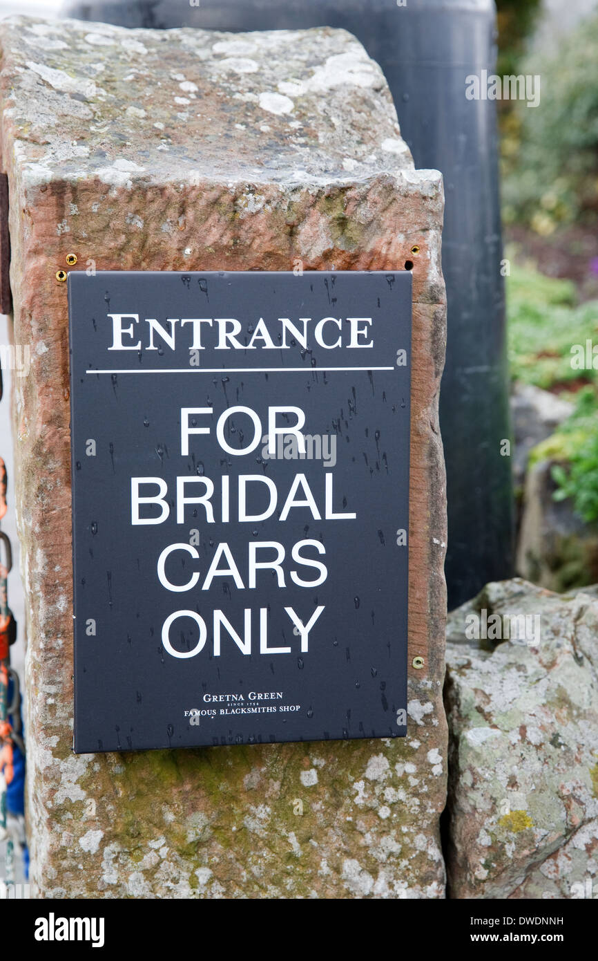 Cars only sign hi-res stock photography and images - Alamy