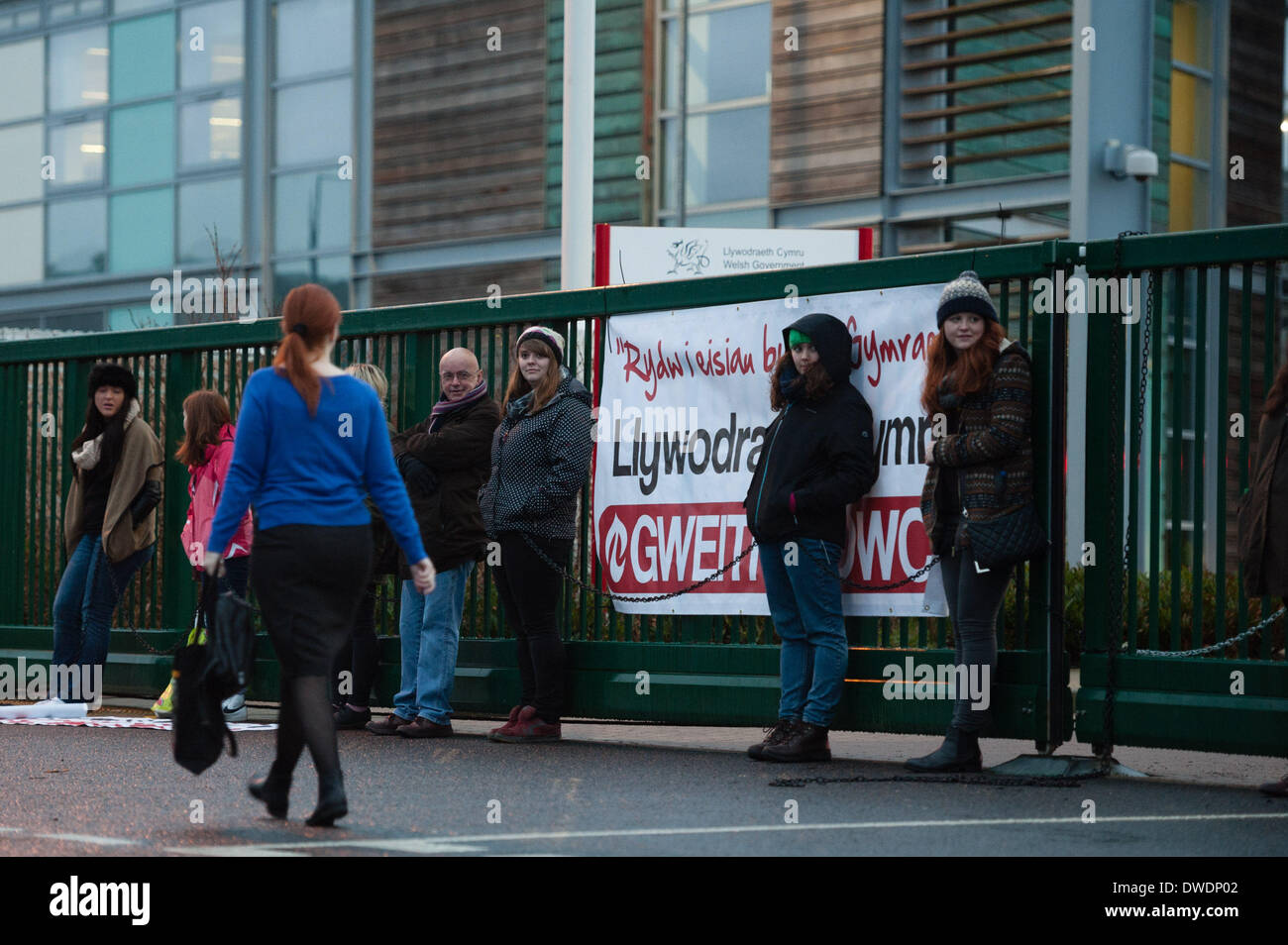 Welsh speakers hi-res stock photography and images - Alamy