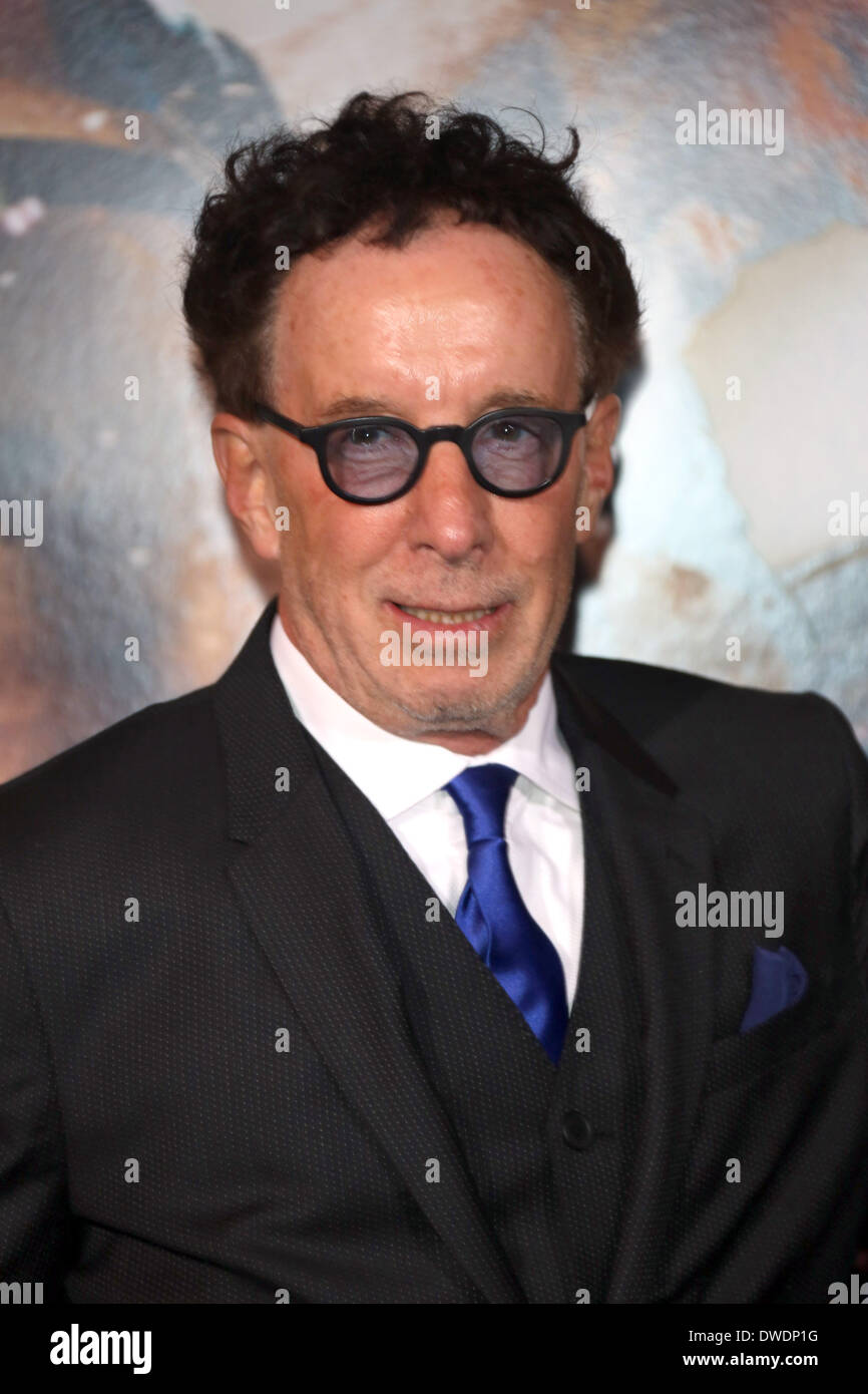 Producer Mark Canton attends the premiere of 300: Rise Of An Empire at ...