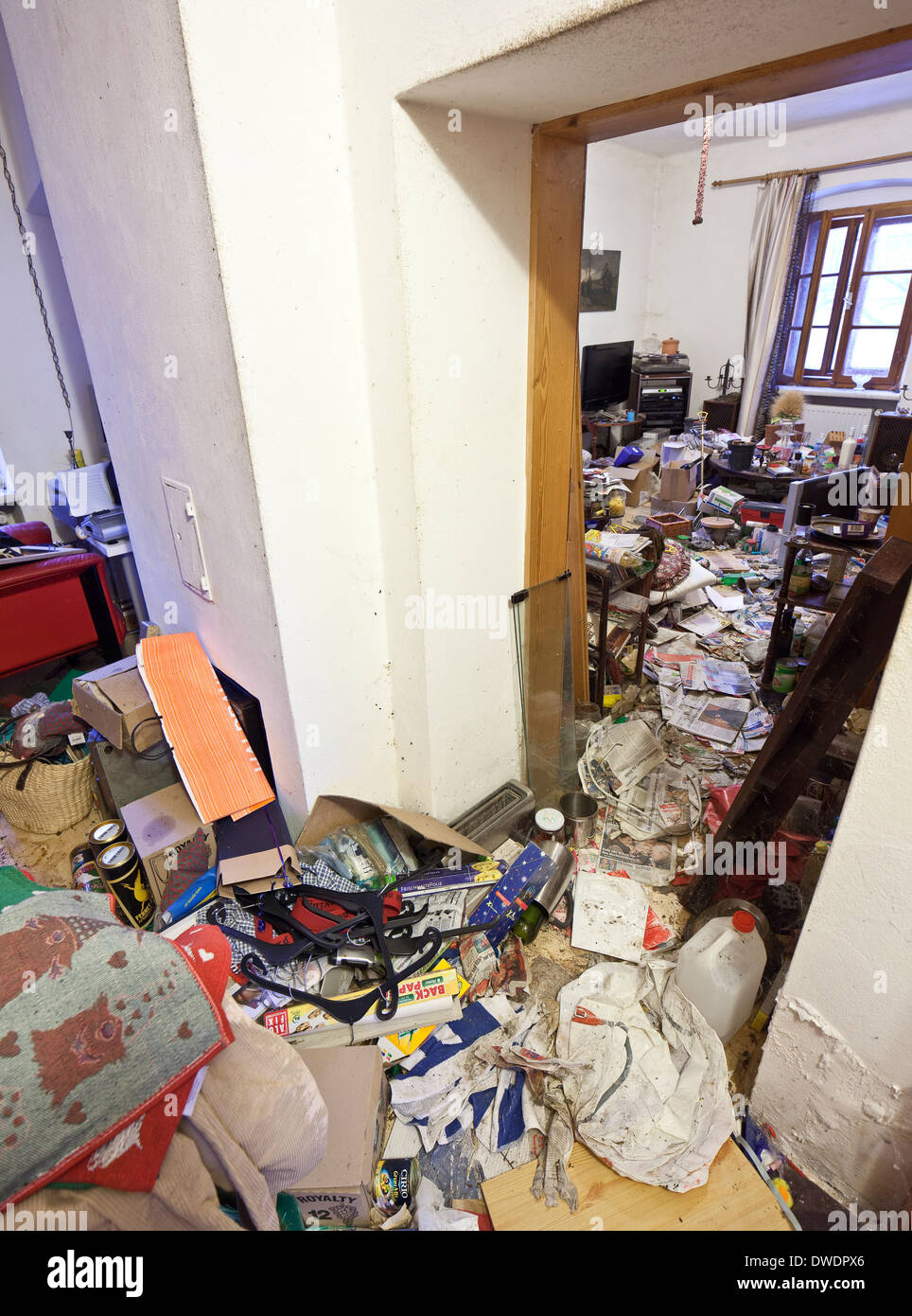 Compulsive hoarding hi-res stock photography and images - Alamy