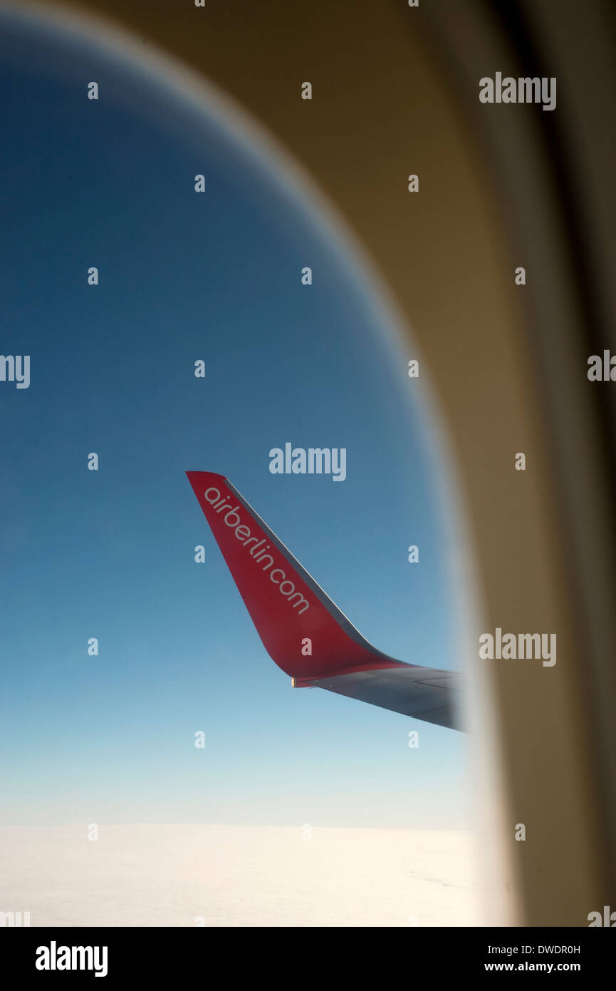 Wing of the aircraft hi-res stock photography and images - Alamy