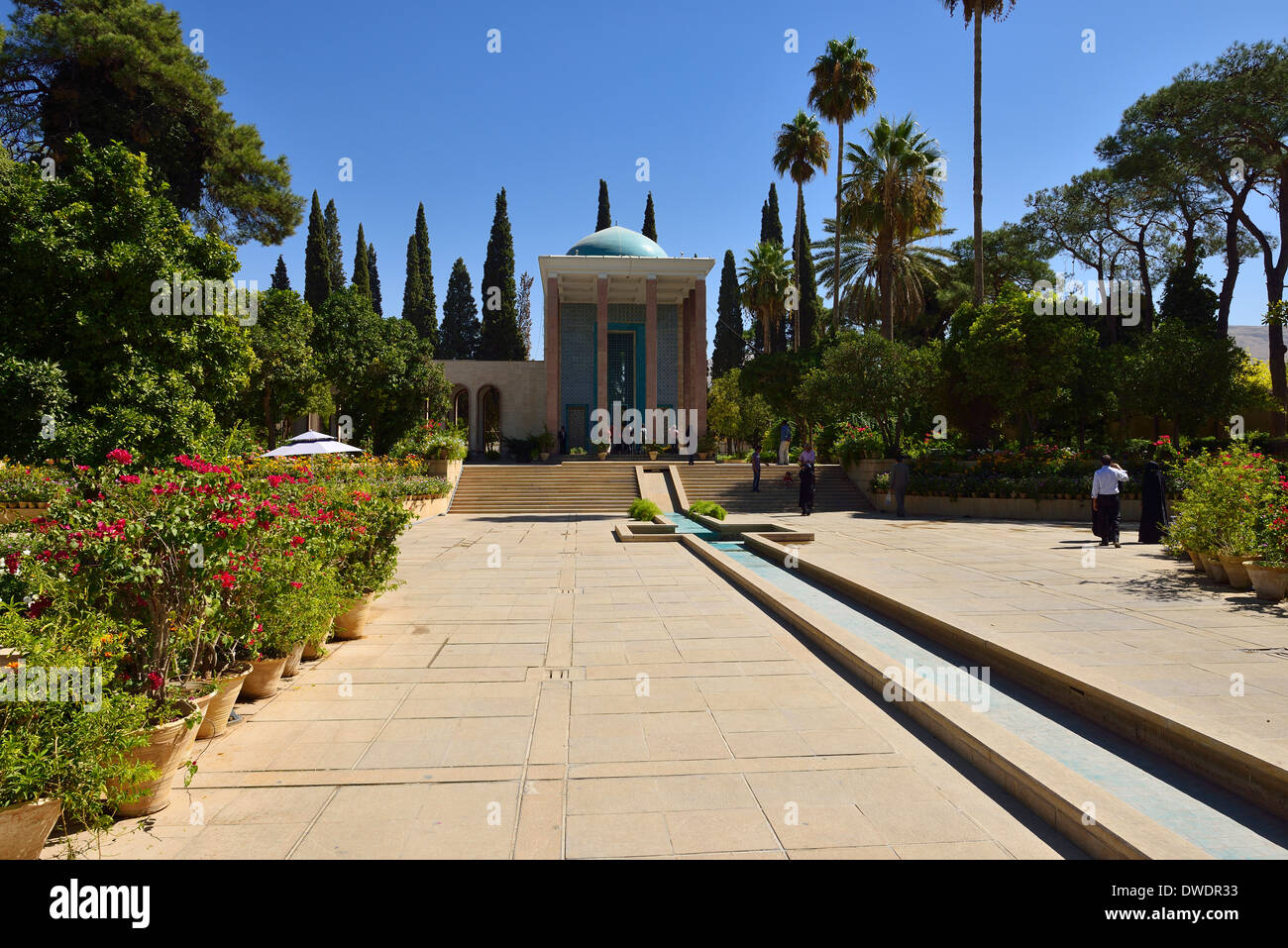 Iran, Shiraz, Mausoleum of the Persian poet Saadi Shirazi Stock Photo ...