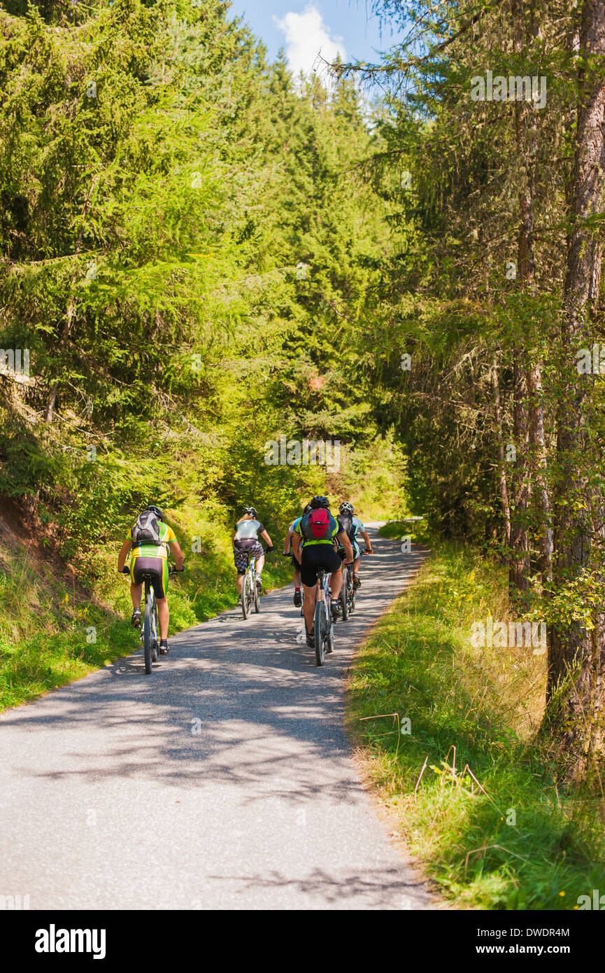 Cyclist on single track road hi-res stock photography and images - Alamy