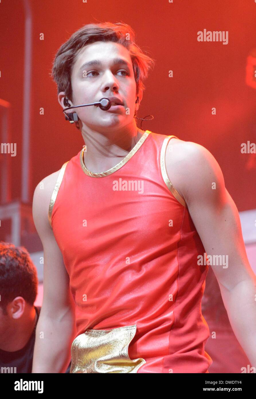New York, NY, USA. 5th Mar, 2014. Austin Mahone in attendance for ...