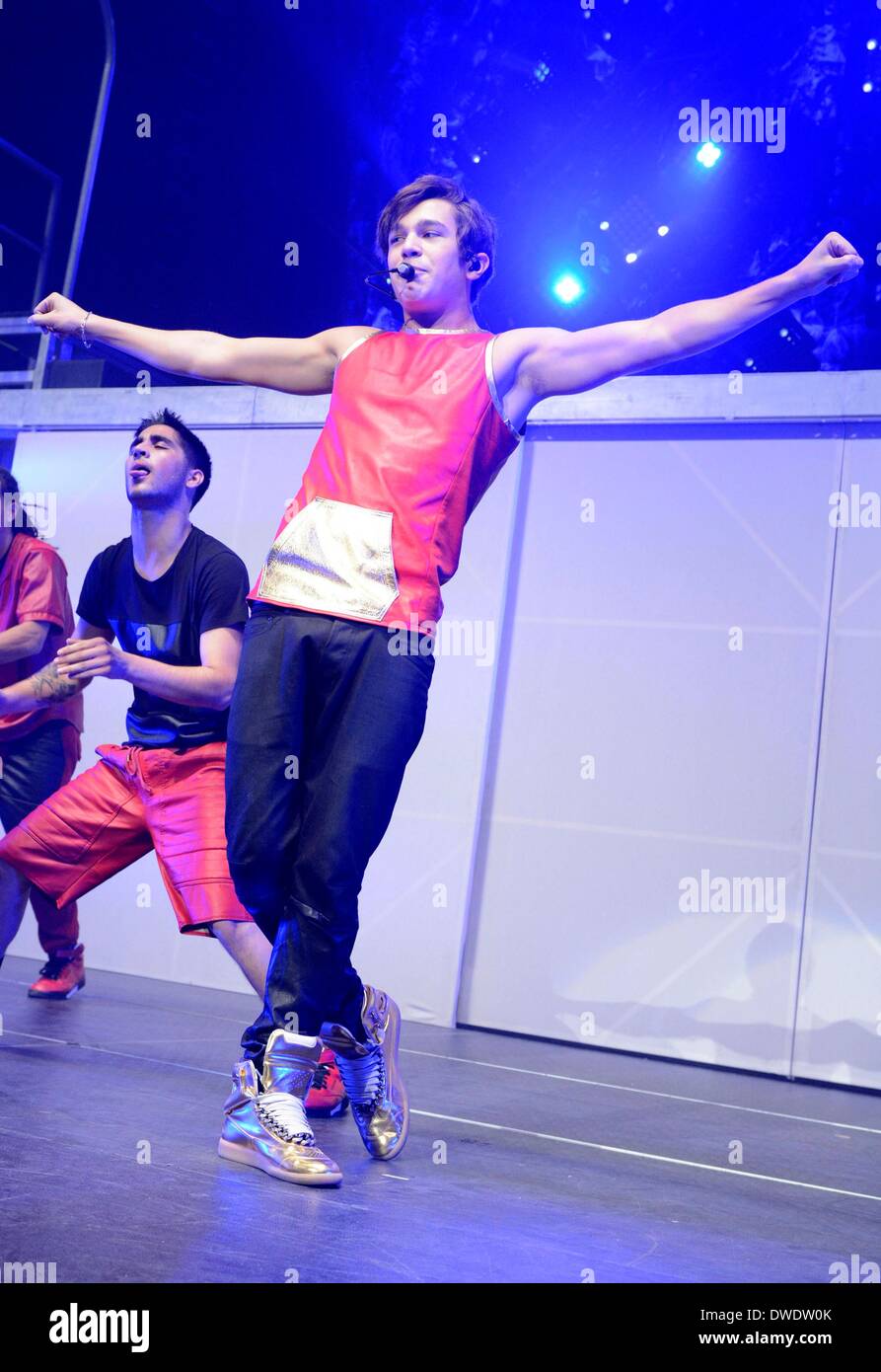 New York, NY, USA. 5th Mar, 2014. Austin Mahone in attendance for ...