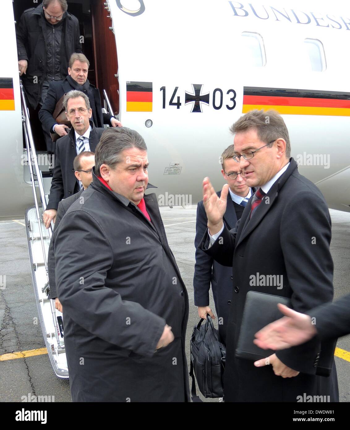 German embassy moscow hi-res stock photography and images - Alamy