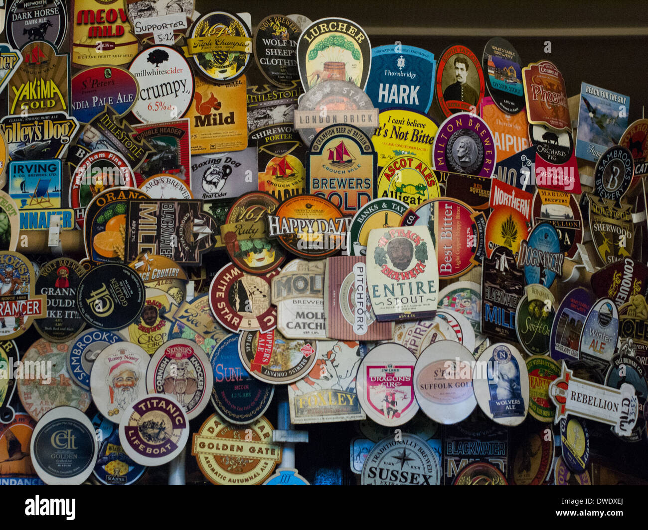 Pump clips hi-res stock photography and images - Alamy